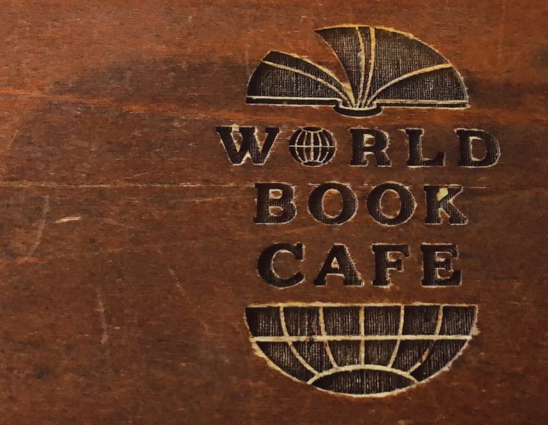 【WORLD BOOK CAFE】まるで外国の図書館！本を片手にくつろげるカフェ【札幌・大通】 - GOURMET LIFE